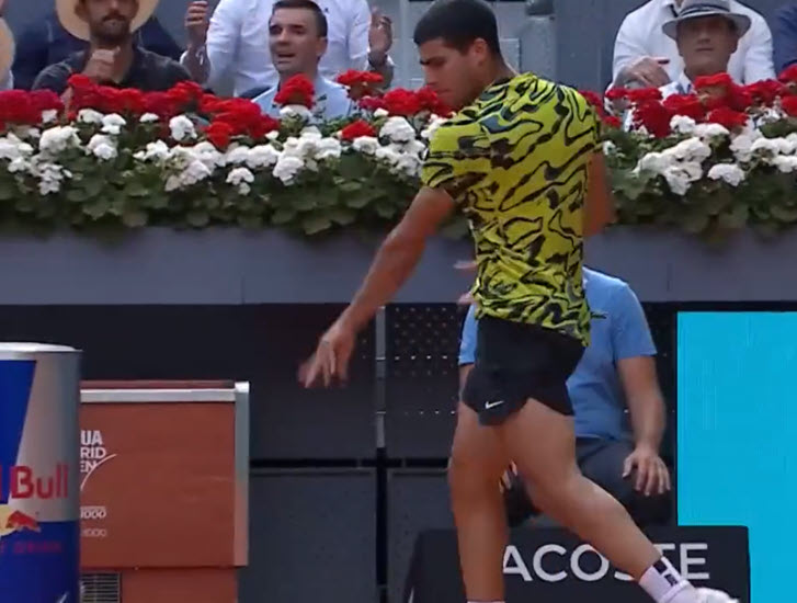 Carlos Alcaraz regrets throwing his racket in Madrid. He discussed it ...