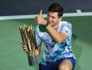Unrelenting Hubert Hurkacz wins the title in Shanghai after saving a match point. HIGHLIGHTS ...