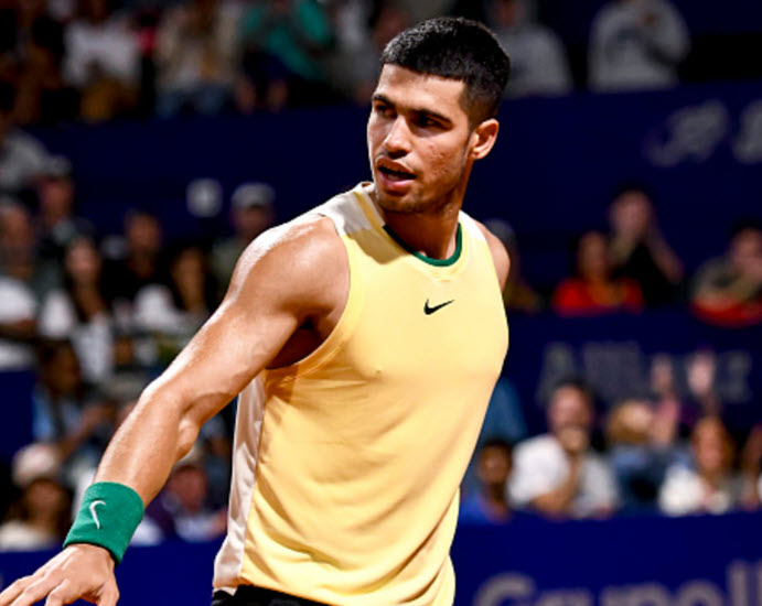 Carlos Alcaraz throws his racket in anger during his Buenos Aires ...